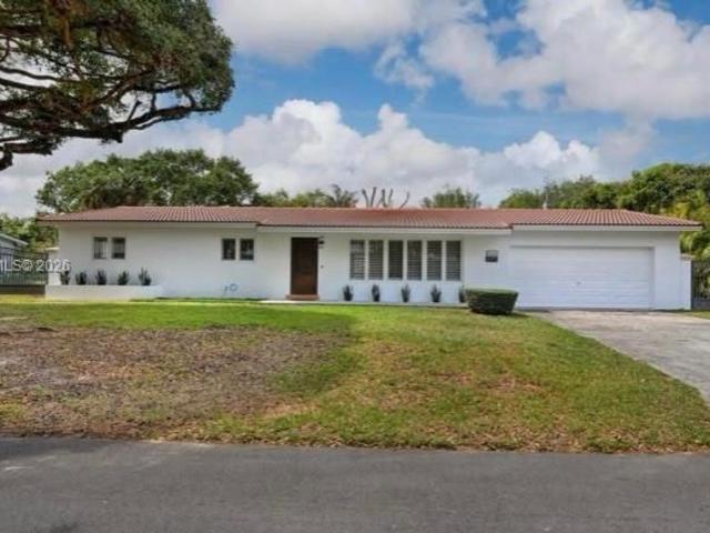 3 bedroom luxury Villa for rent in Palmetto Bay, Florida