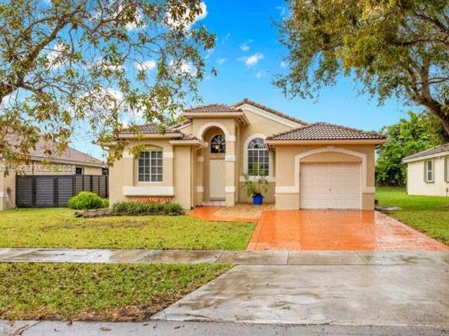 3 bedroom luxury Villa for rent in Palmetto Bay, Florida