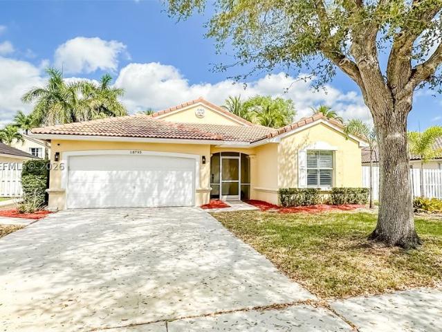 3 bedroom luxury Villa for rent in Pembroke Pines, Florida