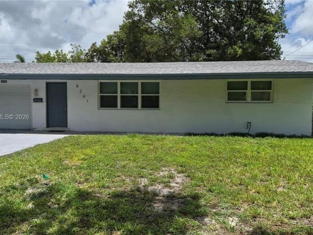 3 bedroom luxury Villa for rent in Pembroke Pines, Florida
