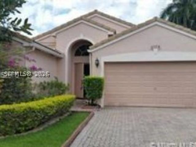 3 bedroom luxury Villa for rent in Pembroke Pines, United States