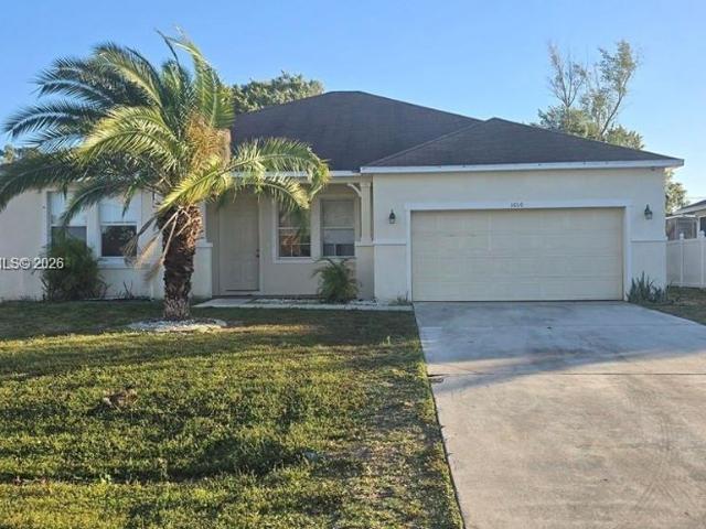 3 bedroom luxury Villa for rent in Port Saint Lucie, Florida