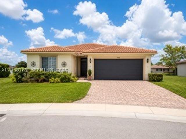 3 bedroom luxury Villa for rent in Port Saint Lucie, Florida