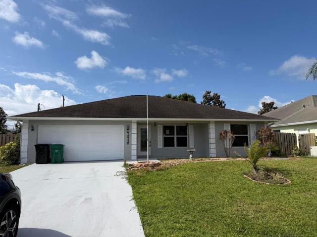 3 bedroom luxury Villa for rent in Port Saint Lucie, Florida