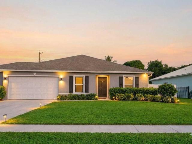 3 bedroom luxury Villa for rent in Port Saint Lucie, Florida