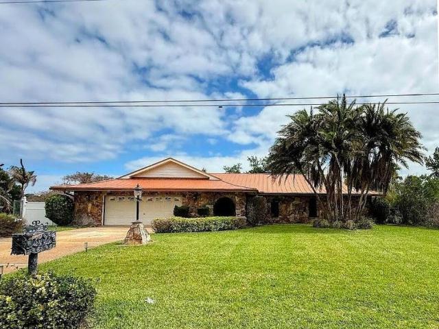 3 bedroom luxury Villa for rent in Port Saint Lucie, Florida