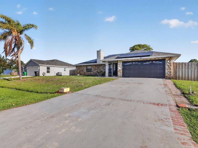 3 bedroom luxury Villa for rent in Port Saint Lucie, Florida