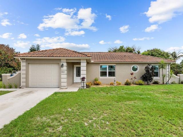 3 bedroom luxury Villa for rent in Port Saint Lucie, Florida