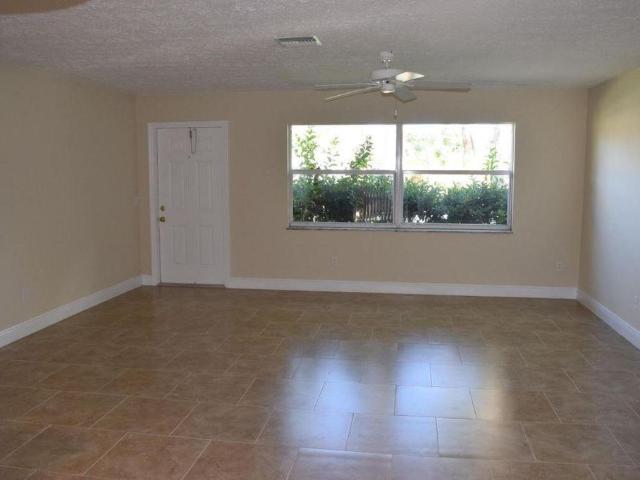 3 bedroom luxury Villa for rent in Port Saint Lucie, United States