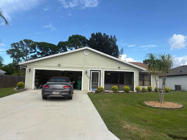 3 bedroom luxury Villa for rent in Port Saint Lucie, United States