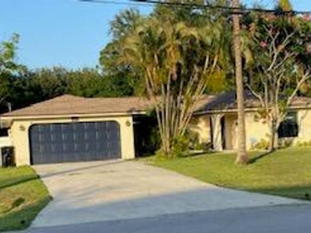 3 bedroom luxury Villa for rent in Port Saint Lucie, United States