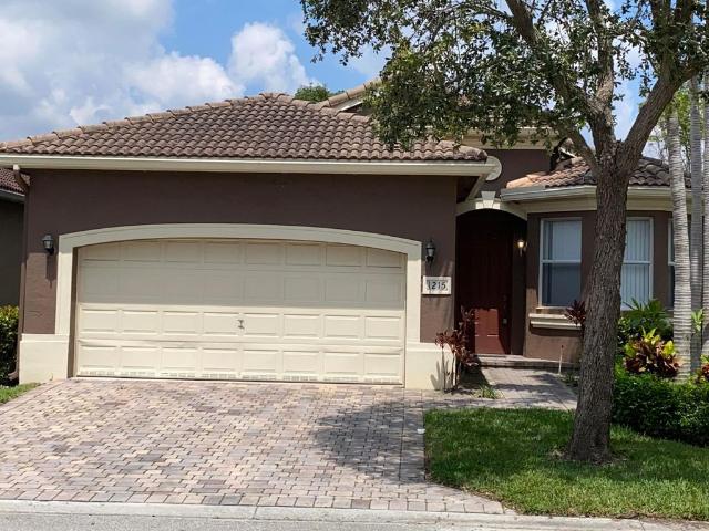3 bedroom luxury Villa for rent in Riviera Beach, Florida