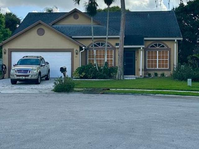 Luxury Villa for rent in Royal Palm Beach, Florida