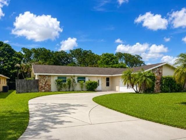 3 bedroom luxury Villa for rent in Royal Palm Beach, United States