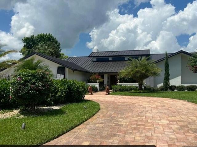 3 bedroom luxury Villa for rent in Stuart, United States