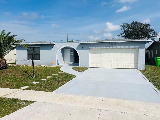 3 bedroom luxury Villa for rent in Sunrise, Florida