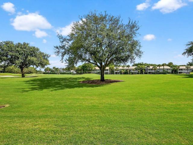 3 bedroom luxury Villa for rent in Wellington, Florida