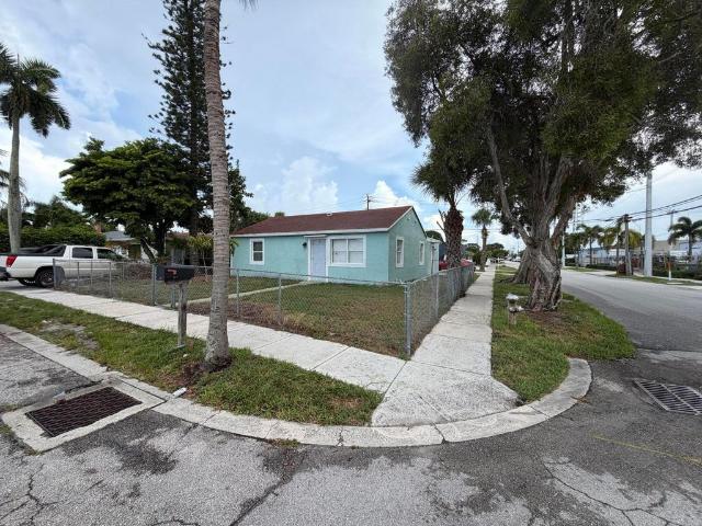 Luxury Villa for rent in West Palm Beach, Florida