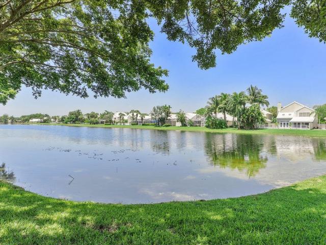 3 bedroom luxury Villa for rent in West Palm Beach, Florida