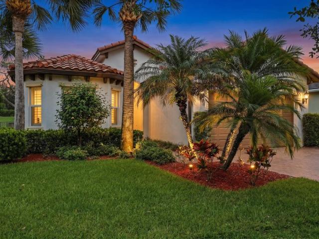 3 bedroom luxury Villa for rent in West Palm Beach, Florida