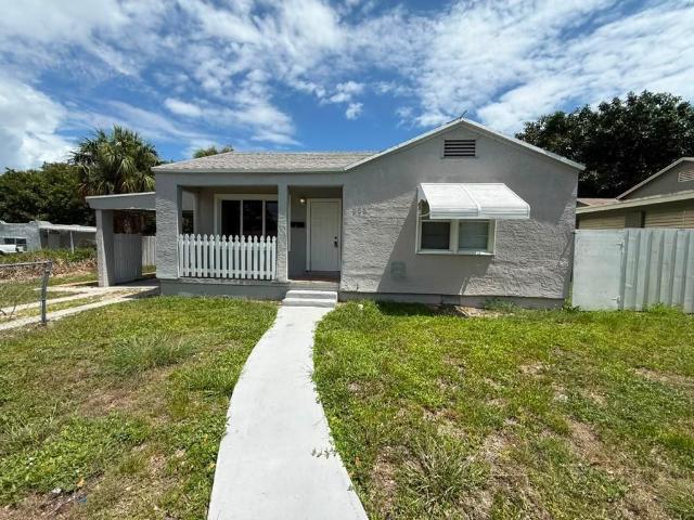 3 bedroom luxury Villa for rent in West Palm Beach, Florida