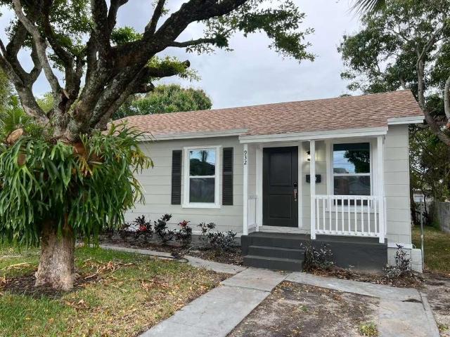 3 bedroom luxury Villa for rent in West Palm Beach, Florida
