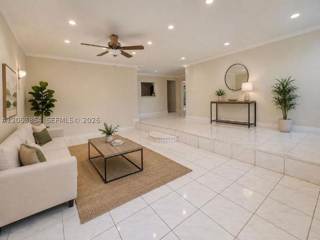 3 bedroom luxury Villa for rent in West Park, Florida