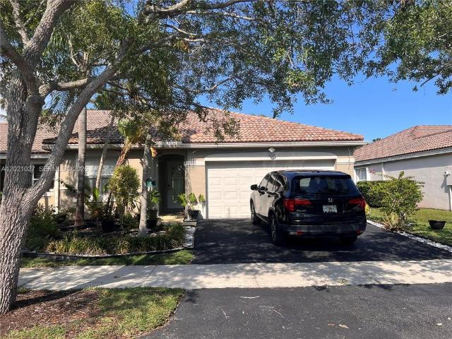 3 bedroom luxury Villa for rent in Weston, Florida