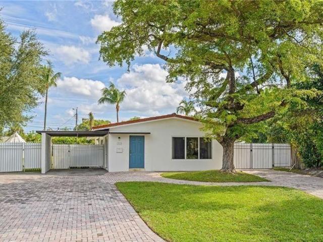 3 bedroom luxury Villa for rent in Wilton Manors, Florida