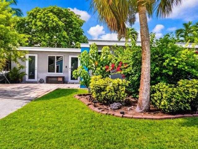3 bedroom luxury Villa for sale in Margate, Florida