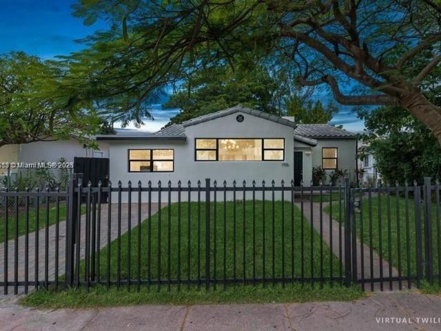 3 bedroom luxury Villa for sale in Miami Beach, Florida