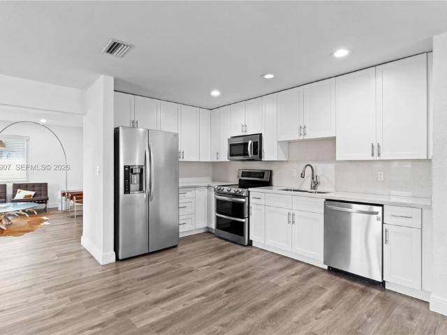 3 bedroom luxury Villa for sale in Miami, Florida