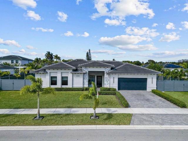 3 bedroom luxury Villa for sale in Miami, Florida