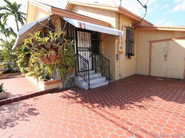 3 bedroom luxury Villa for sale in Miami, Florida
