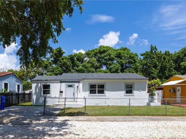 3 bedroom luxury Villa for sale in Miami, Florida