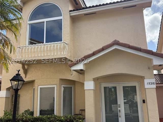 3 bedroom luxury Villa for sale in Miami, Florida