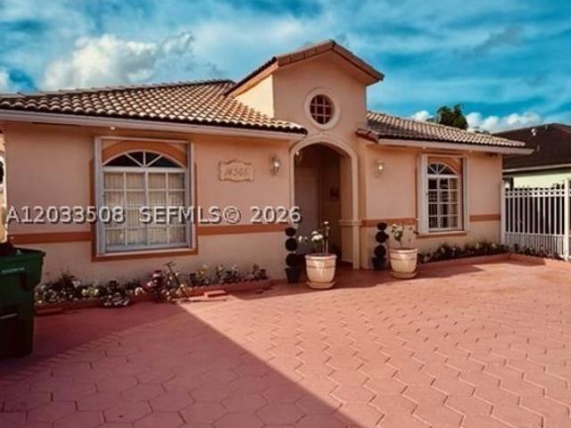 3 bedroom luxury Villa for sale in Miami, Florida