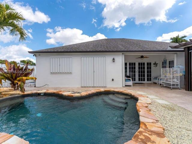 3 bedroom luxury Villa for sale in Miami, Florida
