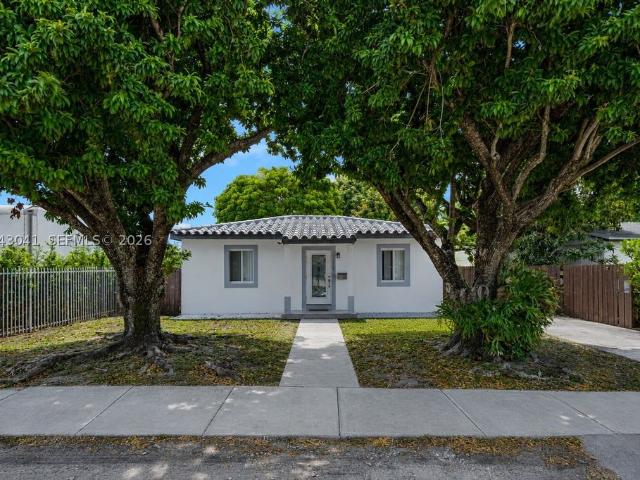 3 bedroom luxury Villa for sale in Miami, Florida