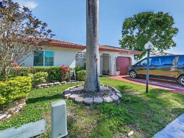 3 bedroom luxury Villa for sale in Miami, Florida