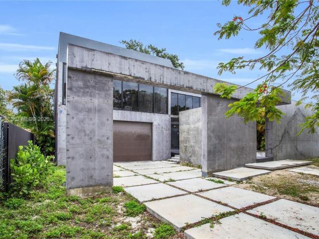 3 bedroom luxury Villa for sale in Miami, Florida