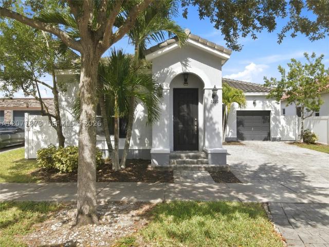 3 bedroom luxury Villa for sale in Miami, Florida