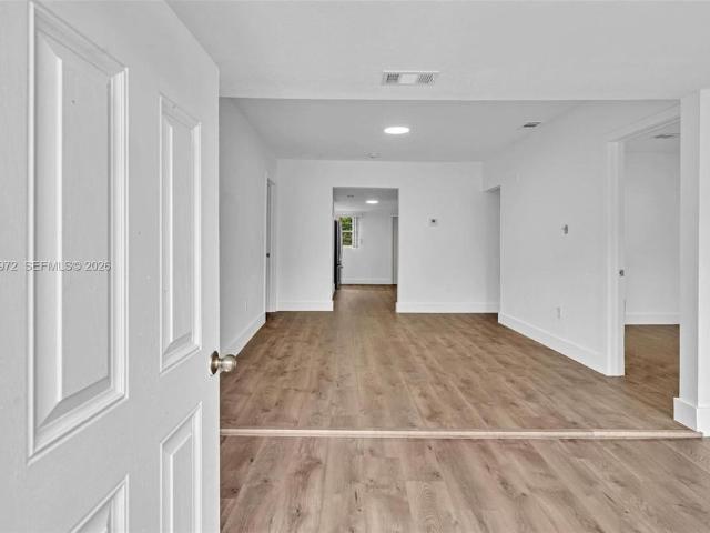 3 bedroom luxury Villa for sale in Miami, Florida