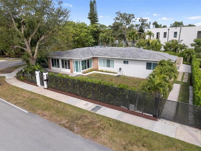 3 bedroom luxury Villa for sale in Miami, Florida