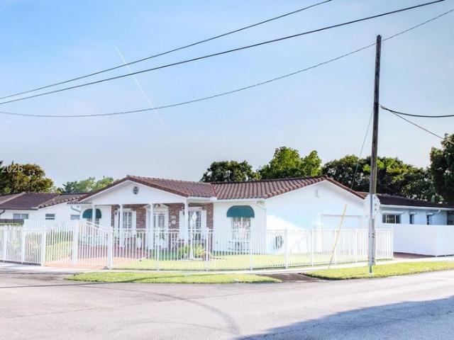 3 bedroom luxury Villa for sale in Miami, Florida