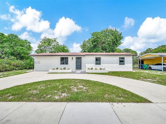 3 bedroom luxury Villa for sale in Miami Gardens, Florida