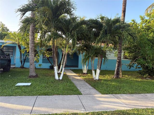 3 bedroom luxury Villa for sale in Miami Gardens, Florida