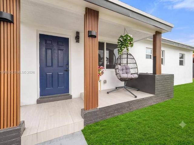3 bedroom luxury Villa for sale in Miami Gardens, Florida