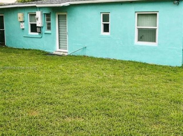 3 bedroom luxury Villa for sale in Miami Gardens, Florida