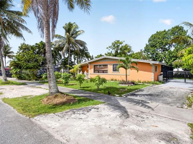 3 bedroom luxury Villa for sale in Miami Gardens, United States